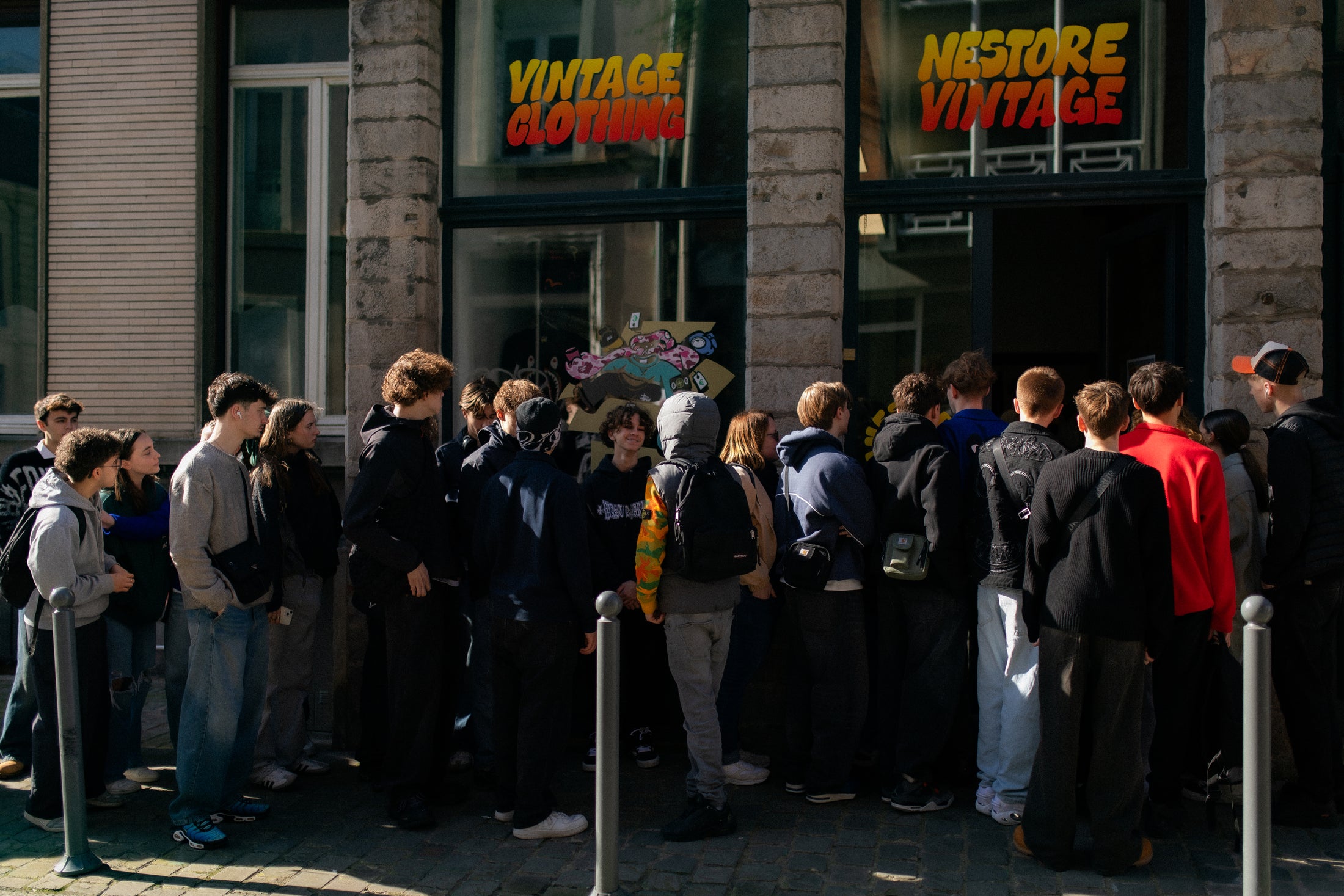 nestore.io | Vintage Clothing - Online Thrift Store